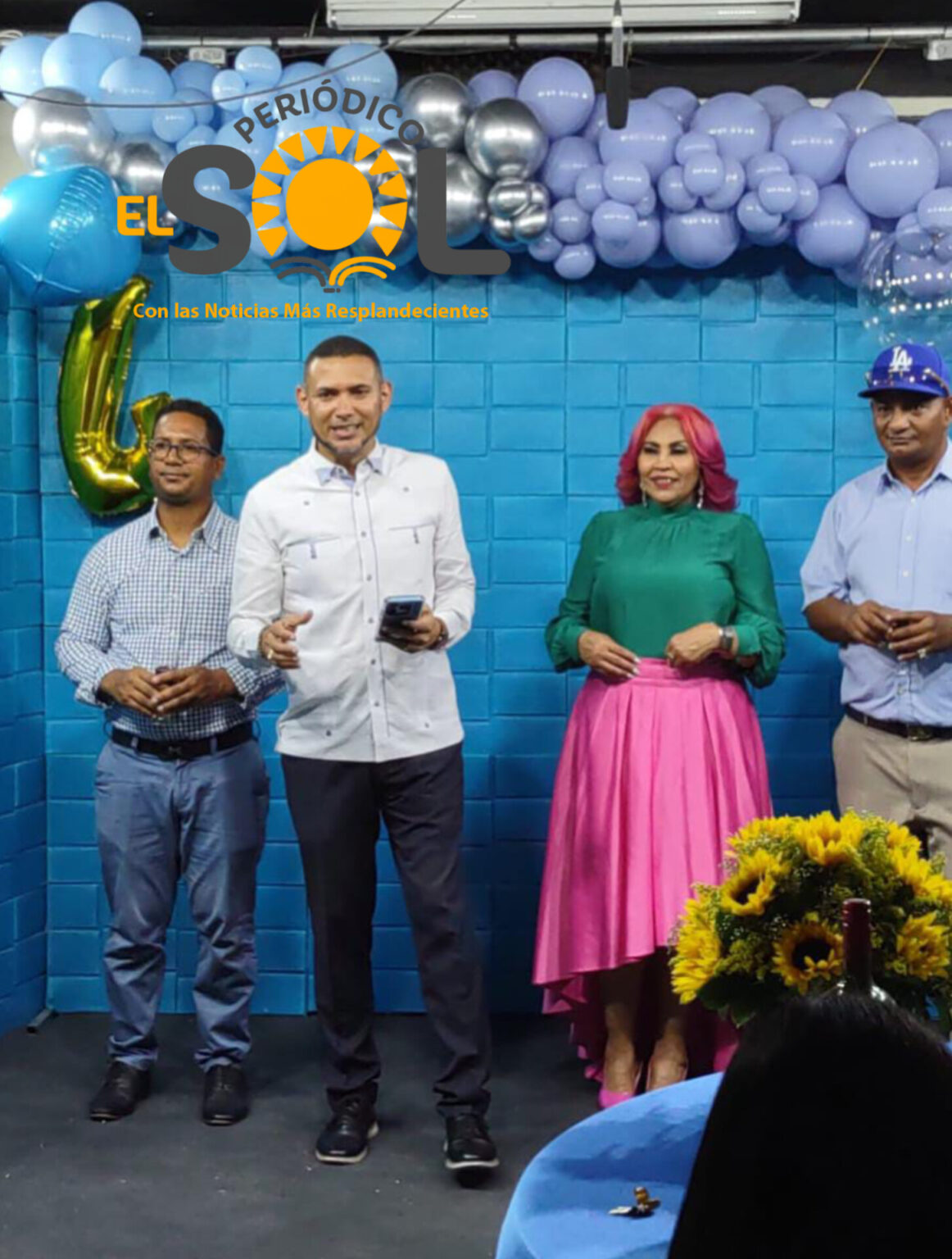 VIDEO José Antonio Sicard Gutiérrez celebra el 4to aniversario de “Análisis Informativo TV ...