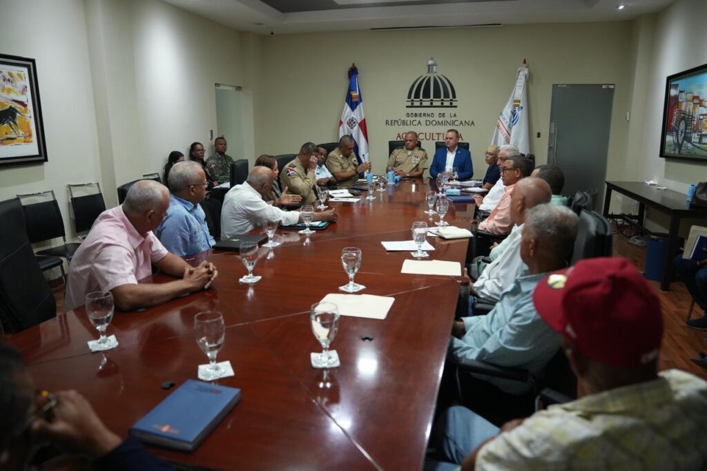Agricultura, Defensa y Migración acuerdan acciones conjuntas con ...